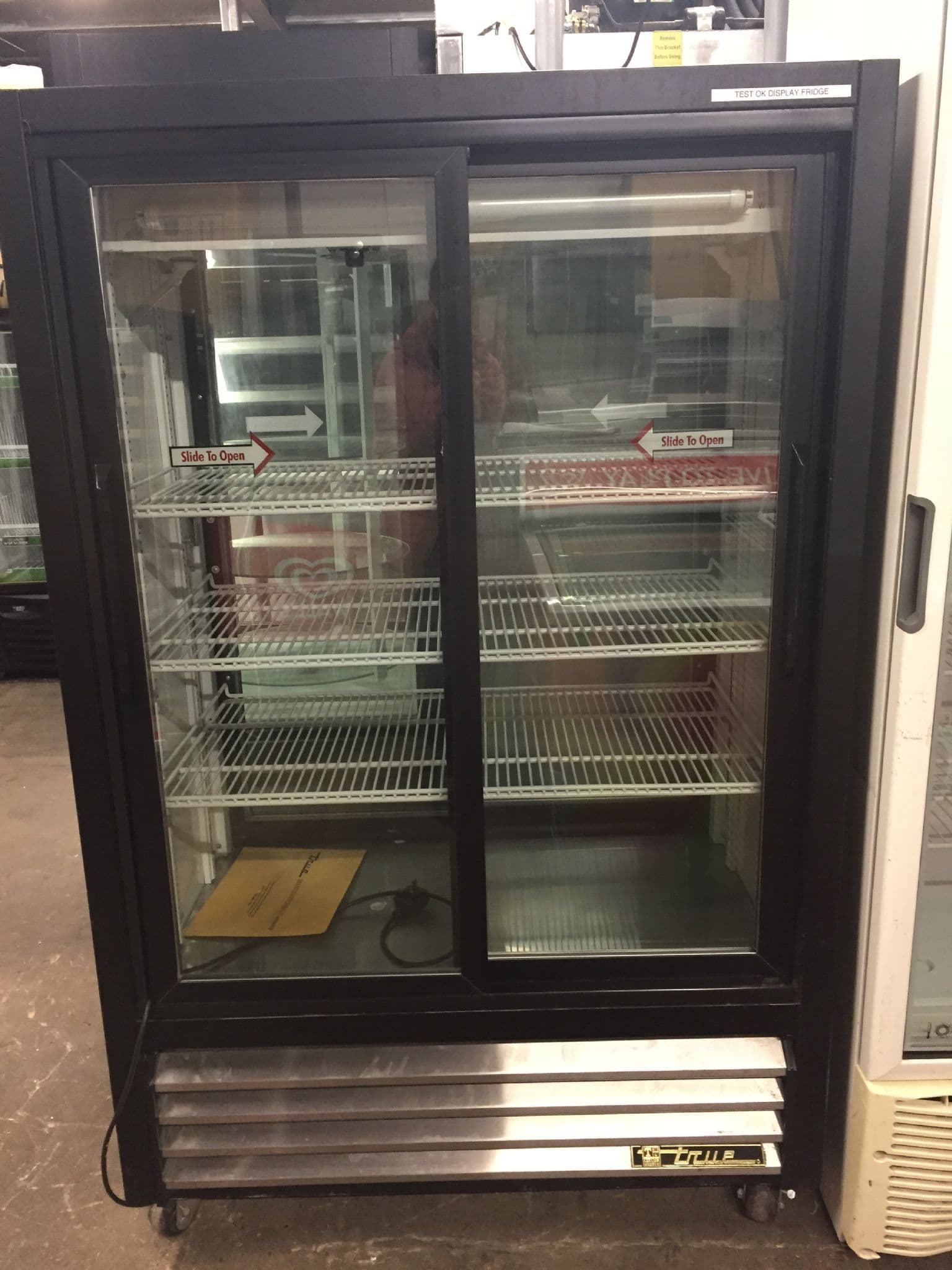 Commercial True 2 Sliding Glass Door Fridge Front And Back/Merchandiser ...